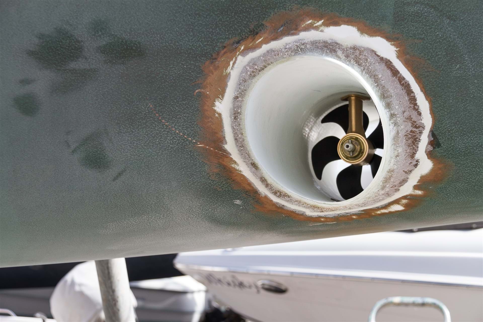 Motores de Proa/popa - CENTRO NÁUTICO DE ALGÉS - Estaleiro de Lisboa